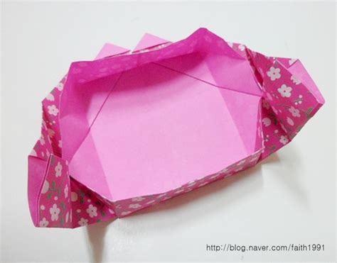 종이접기 하트가 달린 선물포장상자접기간단한 접기로 선물포장상자 만들기핸드메이드하트박스접기 네이버 블로그