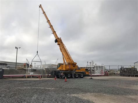 Lifting A 10000 Lbs Tank At A Fuel Adcock Cranes Inc