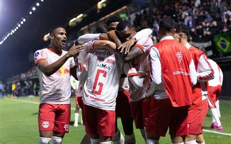 Bragantino vence o Barcelona de Guayaquil e avança às oitavas da Sul Americana