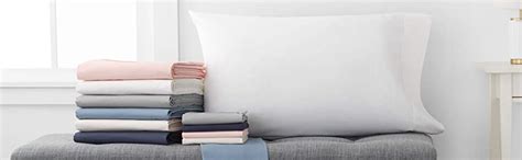 Amazon Basics Lightweight Super Soft Easy Care Microfiber 4 Piece Bed