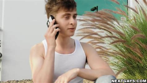 Cody Viper Meets Andrew Through An App For Sex Eporner