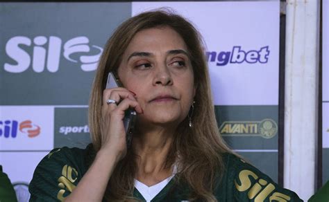 Leila Pereira Assina Contrato De 3 Anos E Oficializa A Chegada De Novo