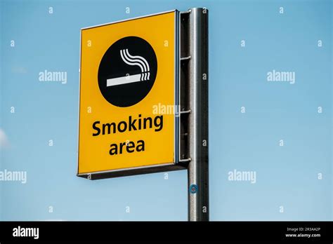 London Heathrow Airport May 16 2023 Looking Up At An Outside Smoking