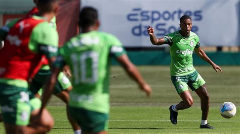 Buscando Sequência No Palmeiras Caio Paulista Projeta Jogo Contra O