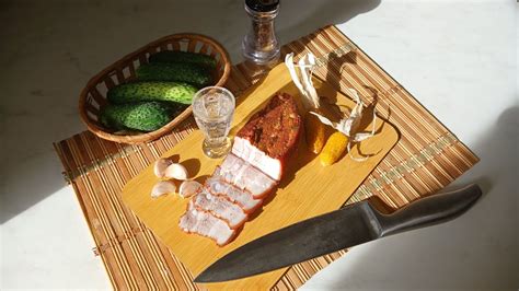 Вкуснейшая свиная грудинка в луковой шелухе. Грудинка в специях. Сало ...