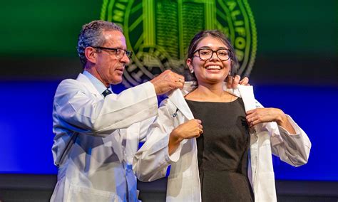 Uci Welcomes New Medical Students