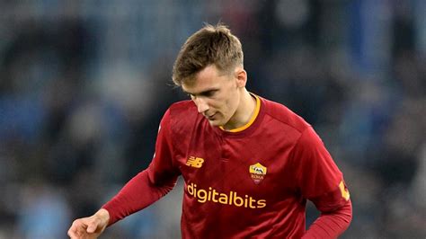 Llorente Agrees Personal Terms With Roma Marching On Together