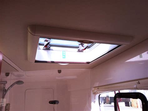 Seabreeze Series Shade Screen Pompanette Companies Quality Marine