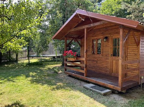 Ubytování Újezdec U Litomyšle Chatky Na Statku Východní Čechy Chatka