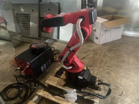 Robot Phun Sơn Tự động Cánh Tay Robot HÙng VƯƠng Cnc