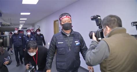 화물연대 파업 이후 노·정 첫 교섭타협점 못 찾아