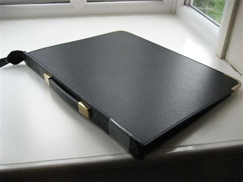 Artcare A3 Zipped Art Craft Display Folder Portfolio With 12 Plastic