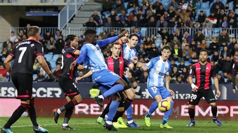 El Málaga Se Siente Agraviado Por Las Inscripciones De Dani Olmo Y Pau