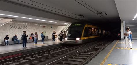 Vídeo Veja como estão as obras da Linha Rubi da Metro do Porto