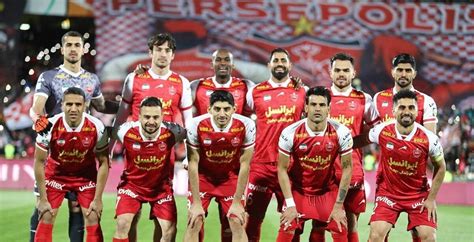 بازیکنان قدیمی پرسپولیس پاسپورت‌ها را تحویل نمی‌دهند