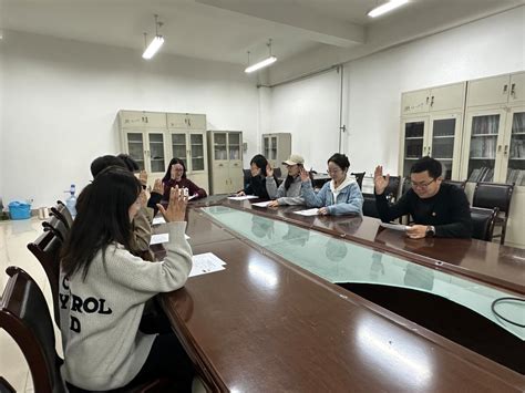【学院动态】马克思主义学院举办研究生会功能性团支部成立大会 西安建筑科技大学马克思主义学院