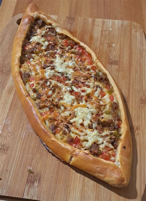 Turkish Pide Turkish Flat Breadpizza Mutfaktan Sofraya