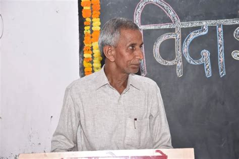 जब मैं अपने पिता की ओर देखता हूँ तो मुझे अहसास होता है कि यह आदमी बहुत