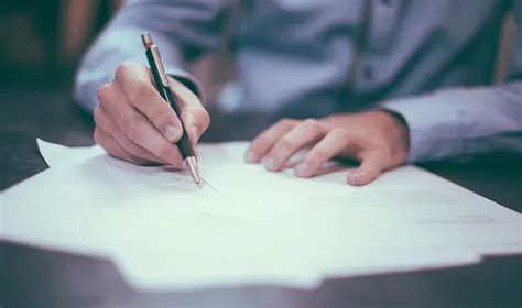 Как написать досудебную претензию должнику 2025