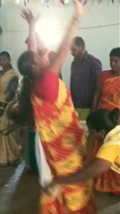 ஆவேசமாக சாமி ஆடும் பெண்கள் Youtube