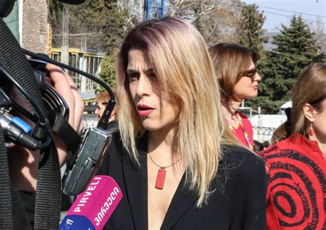 რა არის ხალხო მართლა უნდა ამოგვხოცონ როგორღა გელაპარაკოთ ანა