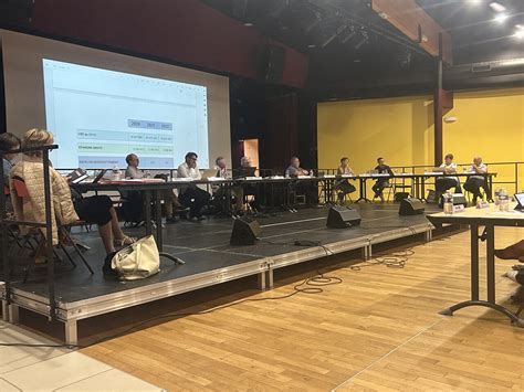 Vacances un dispositif pour aider les jeunes de Flers agglo à partir