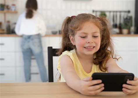 Os Riscos Da Exposição Excessiva Nas Redes Sociais Educa Pais