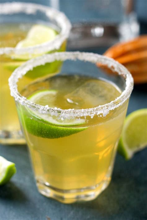 7 Best Hennessy Cocktails Izzycooking