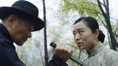 抗日功夫】日本女武士自称神刀傳人，怎知武功隊長是高手，一刀斃命她。⚔️ Mma 功夫 战争 中国电视剧 剧名⚔️神勇武工队传奇