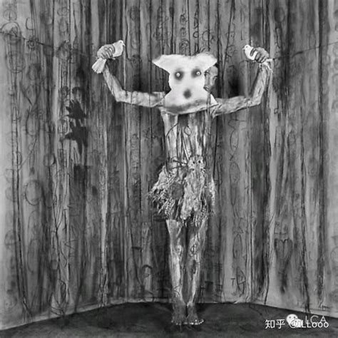 有哪些展现诡异、猎奇、扭曲而非恐怖的艺术作品？ 知乎