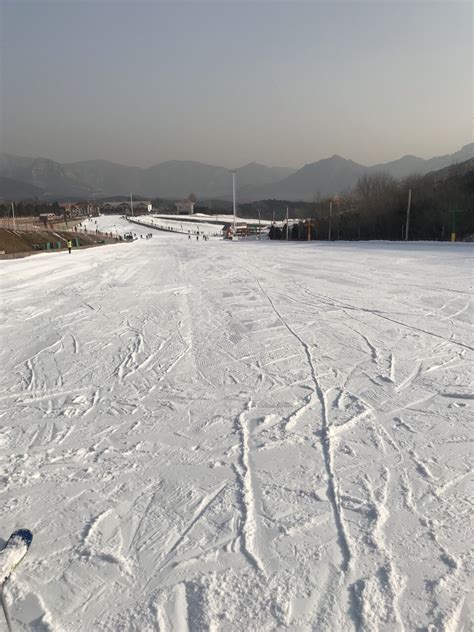 2025云居滑雪场玩乐攻略服务人员态度也不错，我去了【去哪儿攻略】