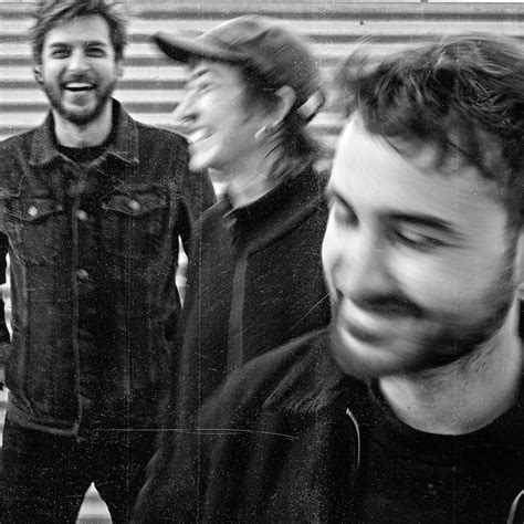 El Rincón De Serchtiki Saïm Presenta Su Nuevo Single Tanmateix”