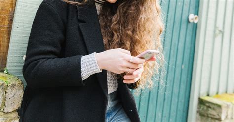 How To Report And Block Instagram Message Requests
