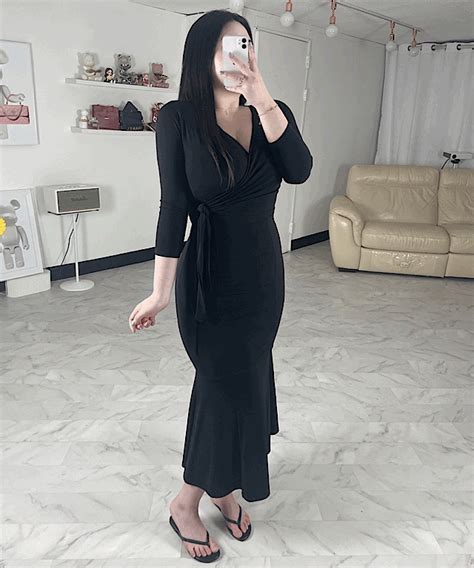 슬림핏 섹시 브이넥 머메이드 롱 랩 원피스 에이블리