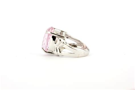Large Kunzite Ring Jewellery And Gemstones Rings Auctionet