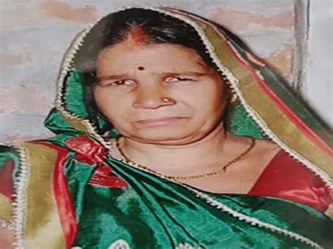 Wife Hacked To Death With Shovel In Tandwa Khas Village टंडवा खास