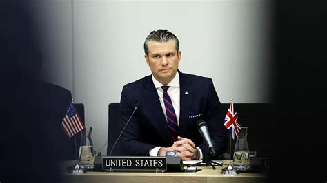 El jefe del Pentágono reconoce que EEUU ya no puede centrarse en la