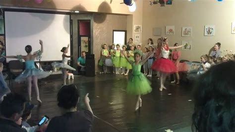 анцувално студио Класик М е водеща балетна школа посветана на най