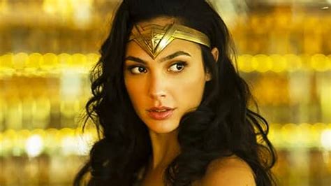 Gal Gadot Says Her Cleopatra Movie Is Still Happening And Will Change