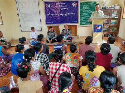 သရက်ချောင်းမြို့နယ်တွင် မှုခင်းကျဆင်းရေး အသိပညာပေးဆွေးနွေးပွဲကျင်းပ Information And Public