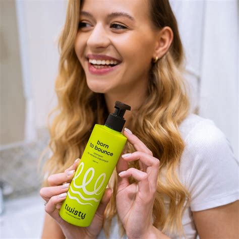 Хидратиращ шампоан за къдрава коса Twisty Bpretty