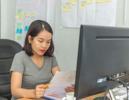 Sample Data Entry Clerk Job Description And Interview Questions Business Management Daily