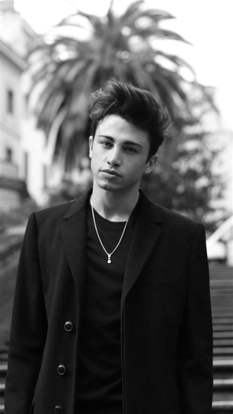 ปักพินโดย Ptit Mo ใน Ricardo Marcuzzo