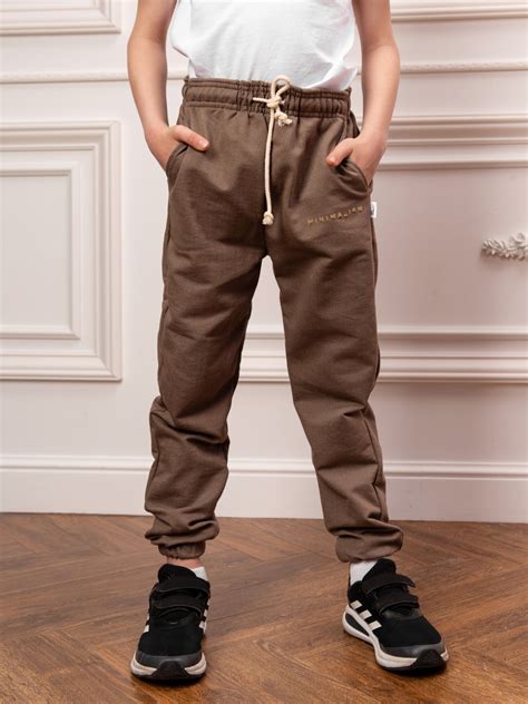 Спортивная одежда и обувь — купить по низкой цене на Яндекс Маркете