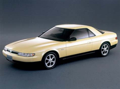 Сравнение Bmw New Class Cs и Mazda Eunos Cosmo по характеристикам