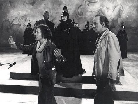 Trollflöjten Bakombild Bergman Birgit Nordin Donya Feuer