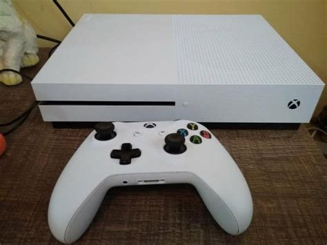 Xbox One S Usado Buena Estetitca 4 900 00 En Mercado Libre