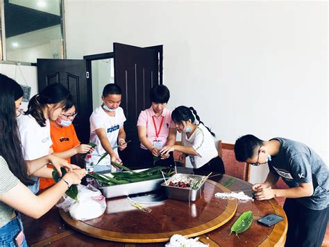 数学与大数据学院留校学生共度端午佳节 数学与大数据学院