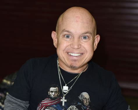 実写版 白雪姫 出演俳優、炎上への思いを告白 ディズニーは反発を恐れている Thr Japan