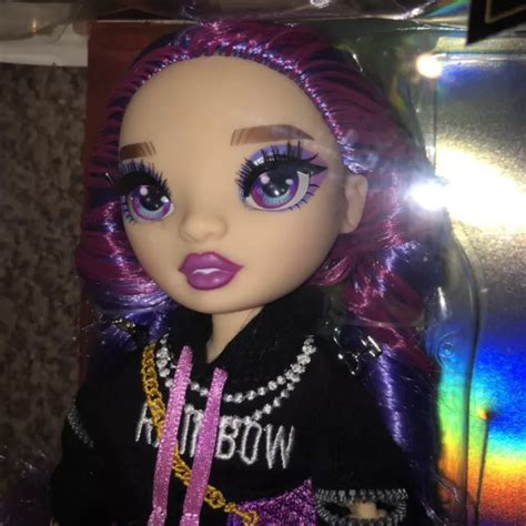 Rainbow High Emi Vanda Doll New Boxed Beautiful Purple Fashion Doll £50